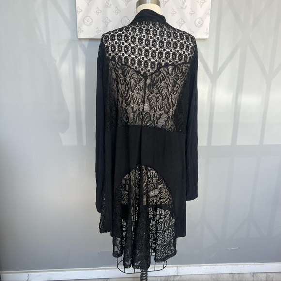 Maria Gabrielle | Tops | Maria Gabrielle Womens Black Long Sleeve Lace ...